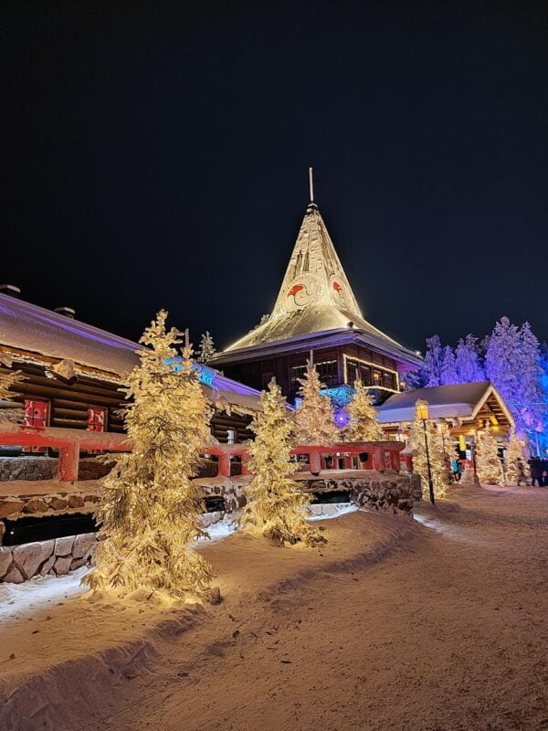 Guía completa para viajar a laponia en navidad 2025 - Pasado Viajado